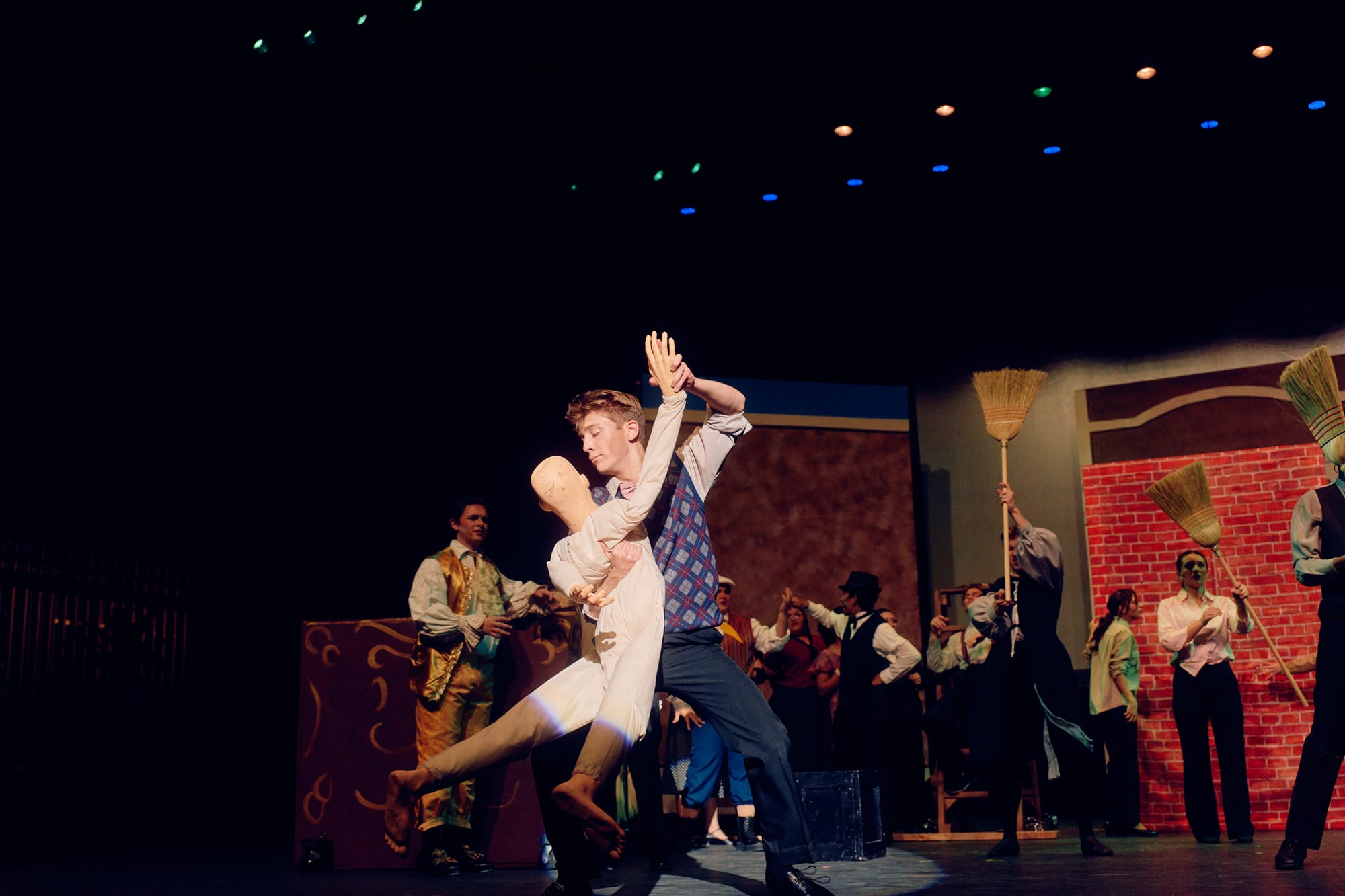 RUSD Honors Musical Brings Students Together Under the Spotlight