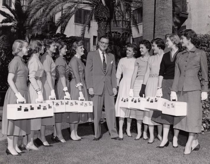 1956 Rose Parade Float Honored Riverside’s First Award as an All ...