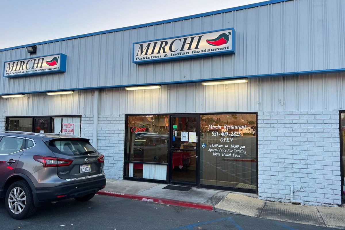 Eat This, Riverside: Haleem and Halwa from the Iftar Buffet at Mirchi ...