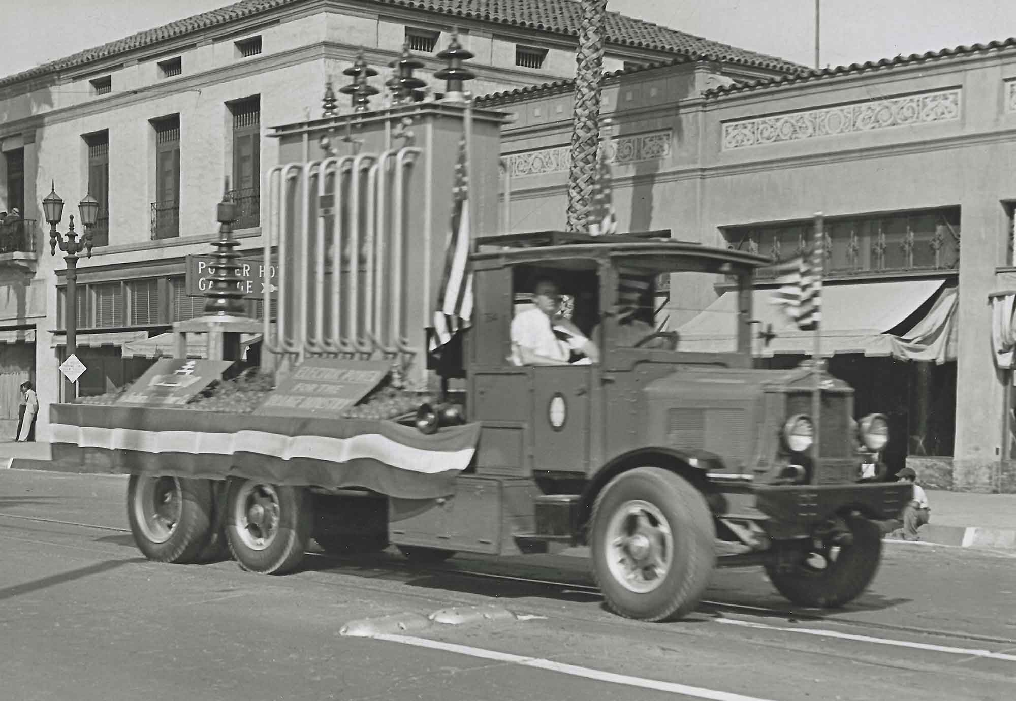 Oranges on Parade: Recalling Riverside’s Navel Orange Pageant Parade