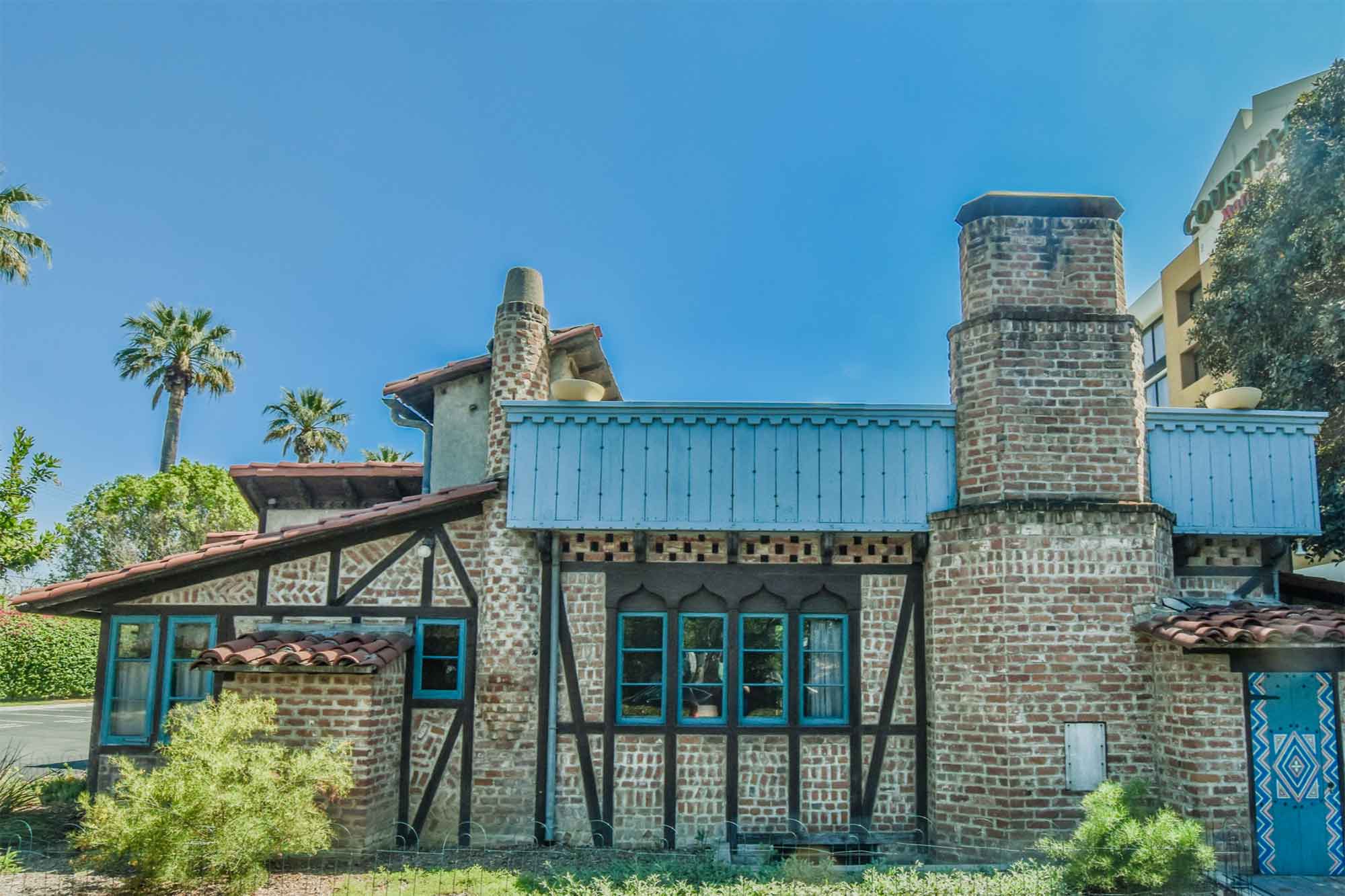 Old Riverside Foundation Vintage Home Tour offers an opportunity to ...