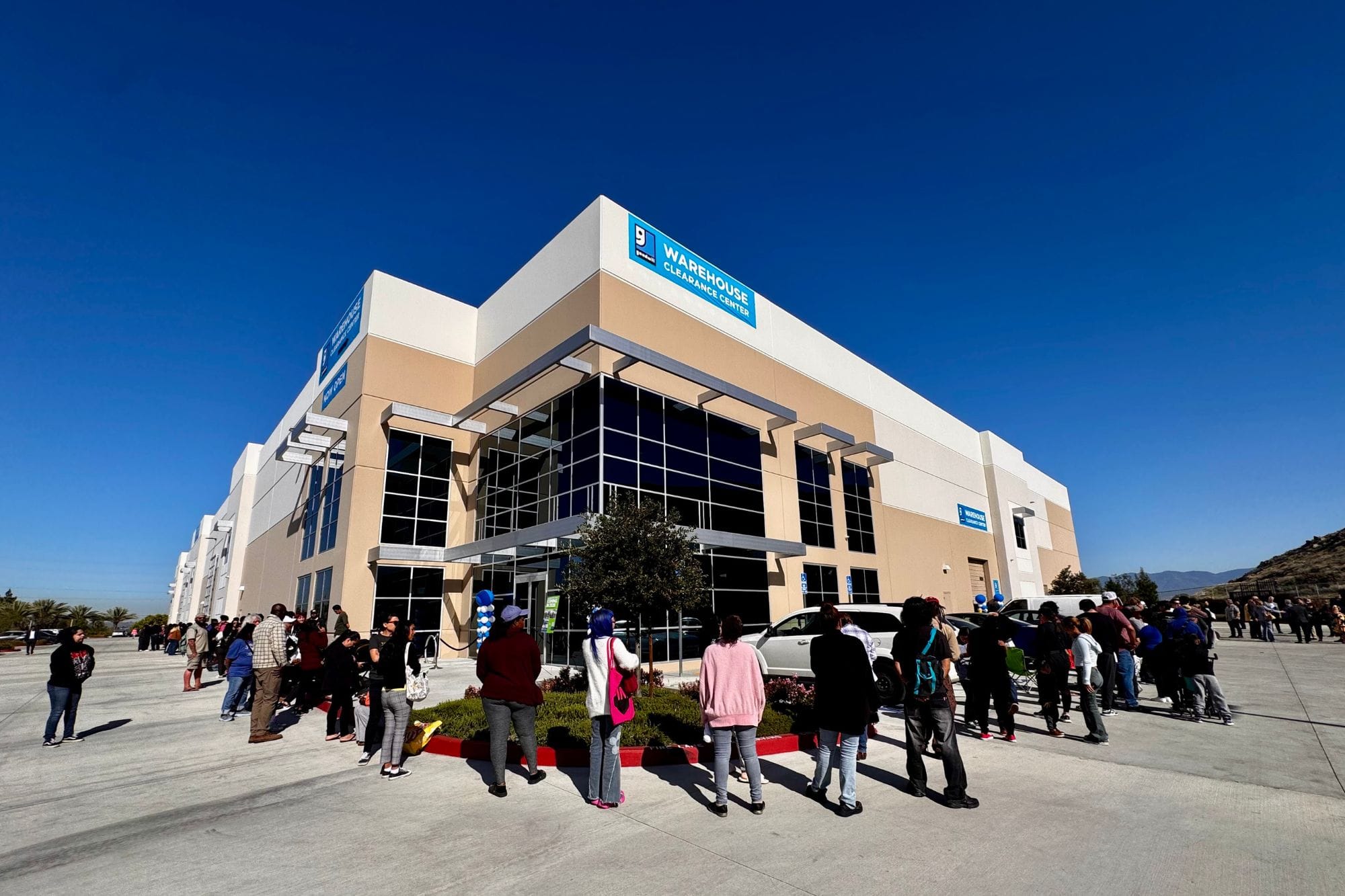 Goodwill SoCal Launches 'Bins' Location in Riverside